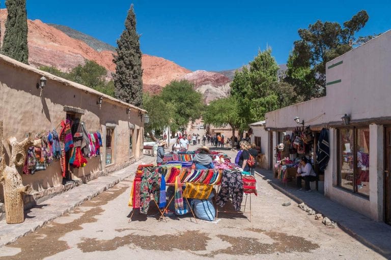 Purmamarca e o Cerro de Los 7 Colores - Argentina