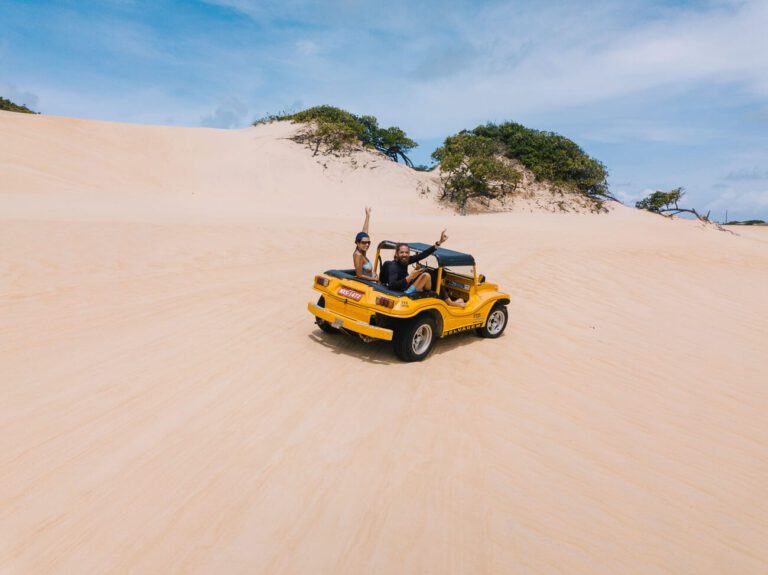 Passeio de buggy em Natal: roteiros do litoral norte e sul + dicas