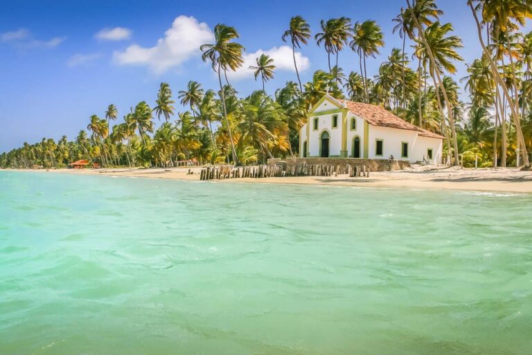 As 12 melhores praias de Recife e arredores: veja as imperdíveis
